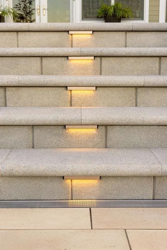 Techo-Bloc - Bullnose Grande Coping - 9 Brothers Building Supply